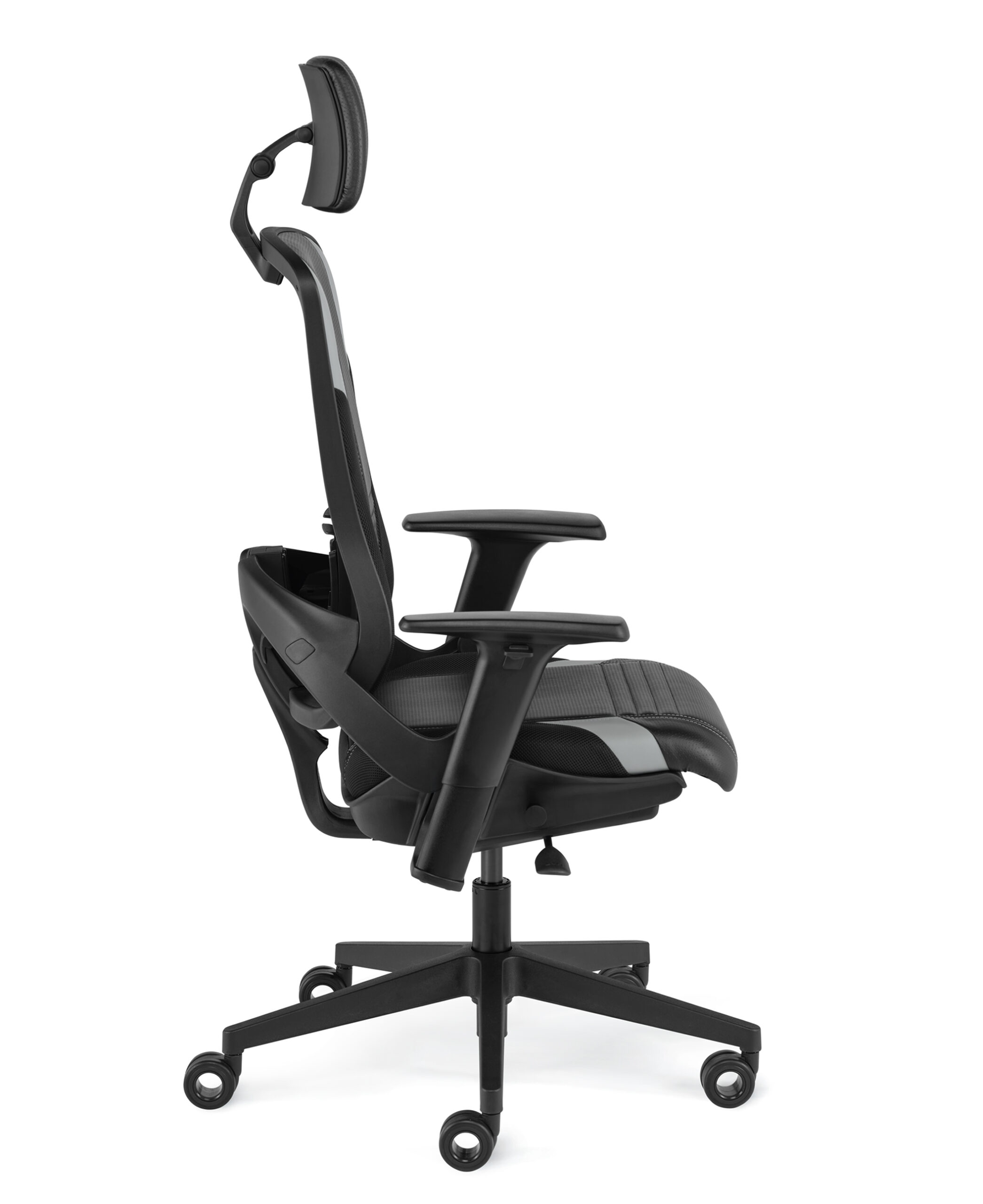 OM5-EX-A-BK01-3V02-STDB-65QHB-LUM-LOGO-HR-OM5_3 - OM | OM Seating